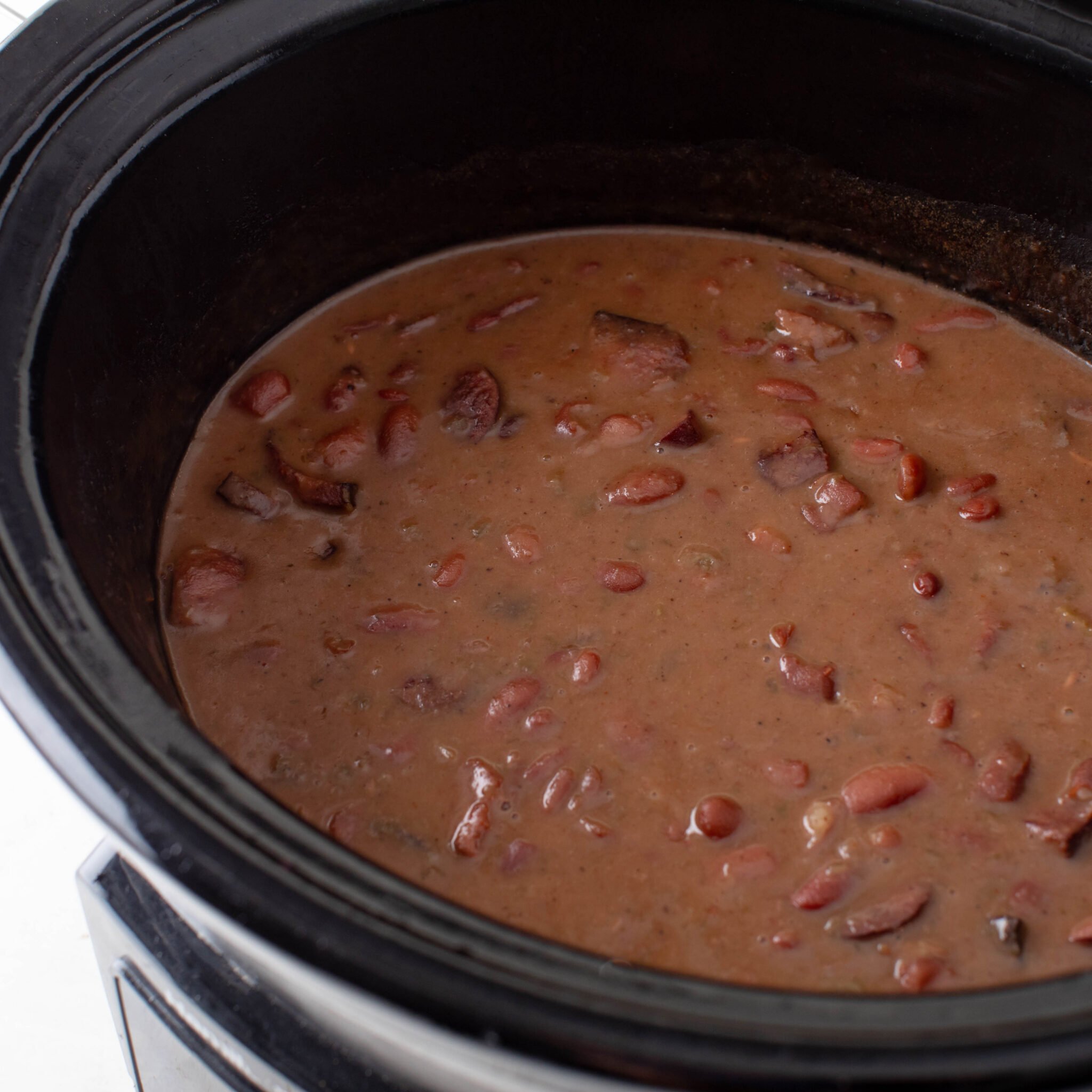 Slow Cooker Red Beans and Rice Recipe - Cooks with Soul