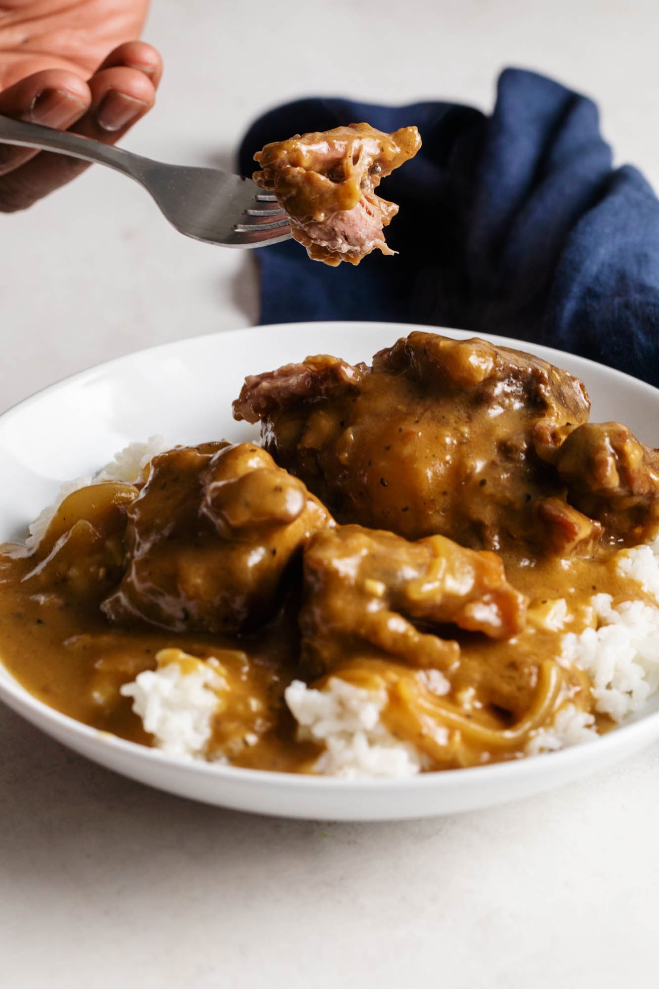 Southern Oxtail Recipe (Authentic Soul Food Oxtails) – Cooks with Soul