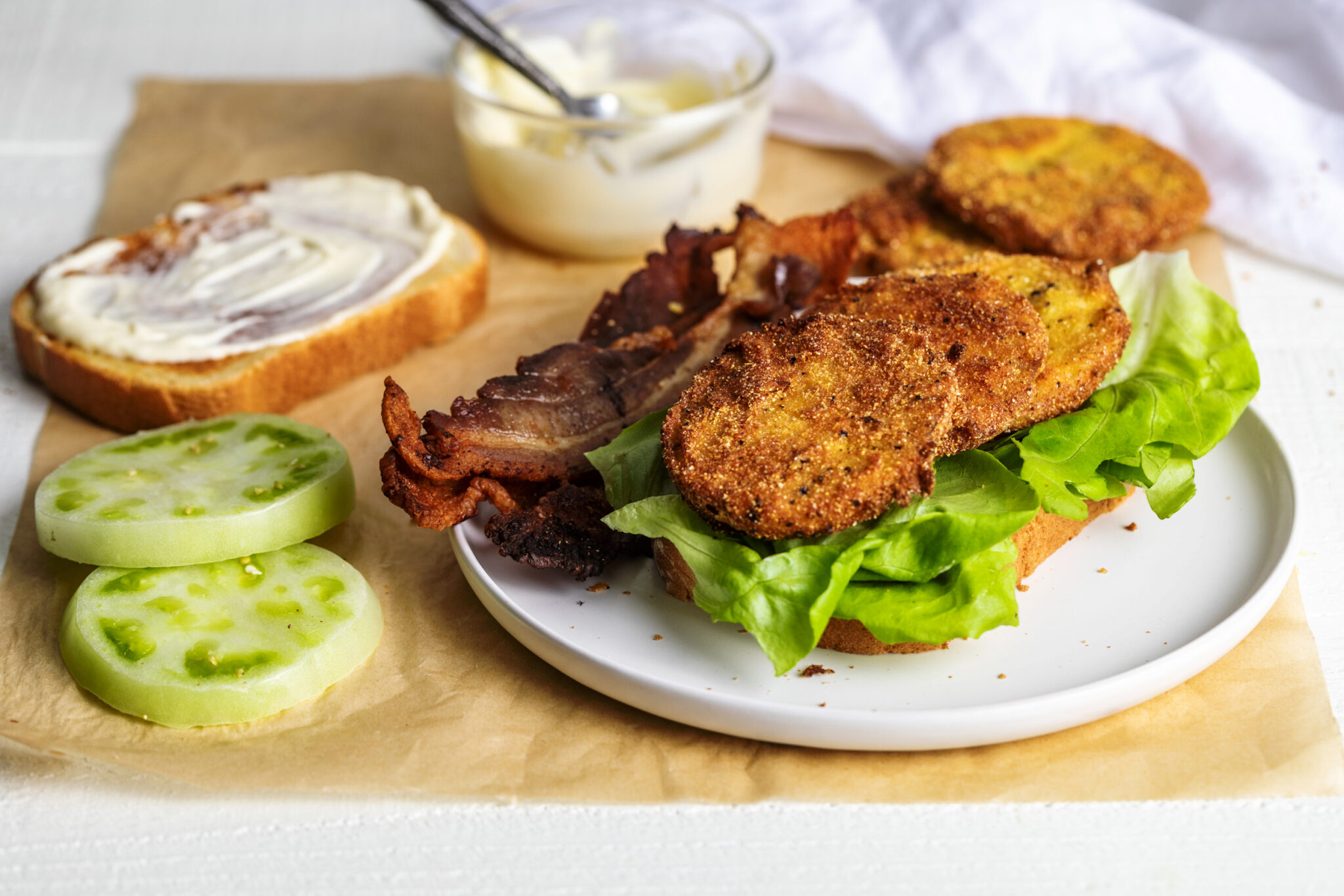 Fried Green Tomato Sandwich (BLT Recipe) - Cooks with Soul